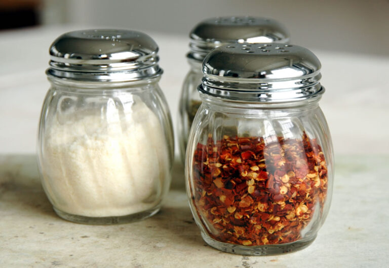 Make Your Own Pizza Party With These Easy Tips - Better Living